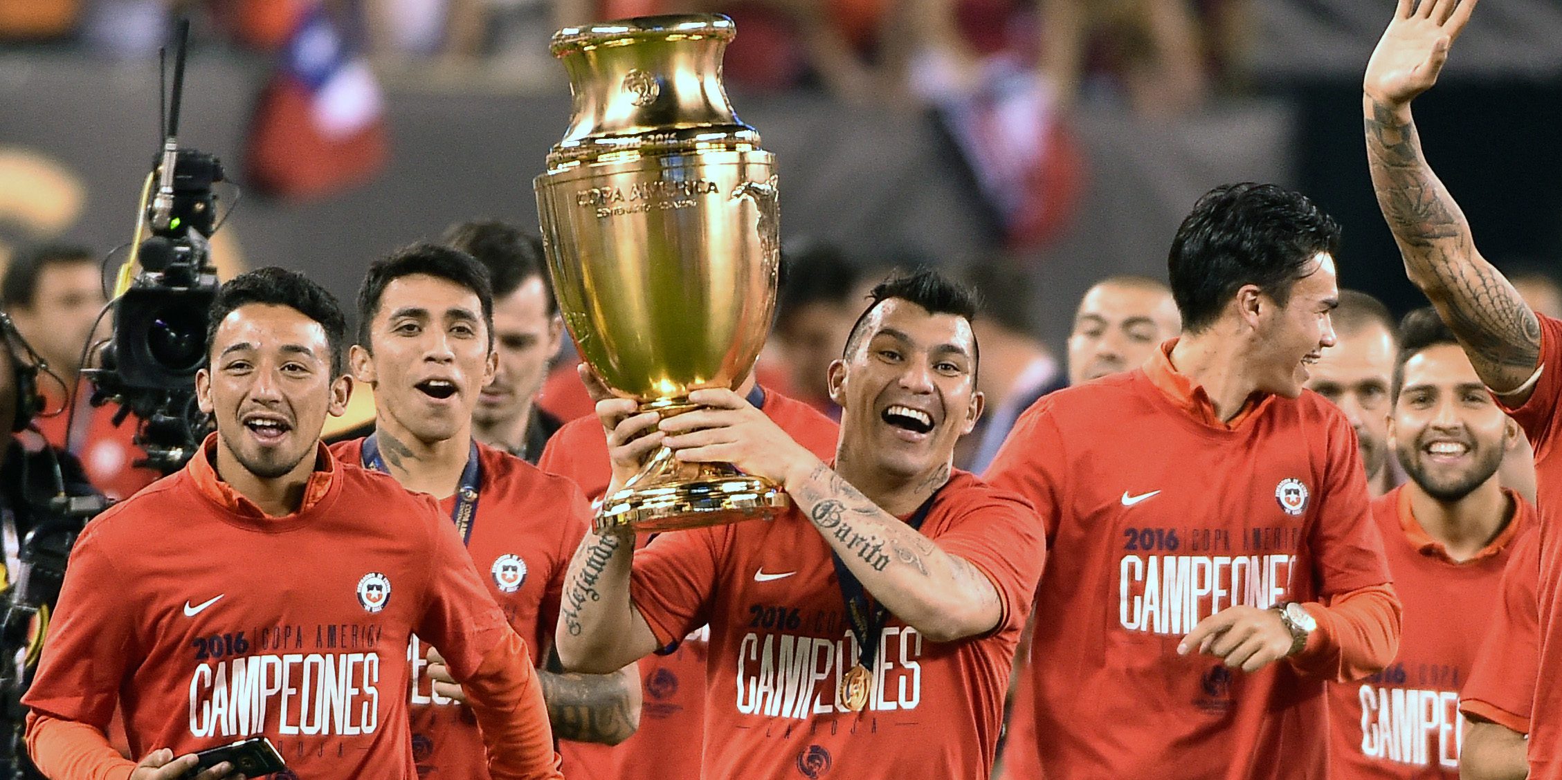Gary Medel's unique brilliance in Chile's CONMEBOL Copa America™️ back ...